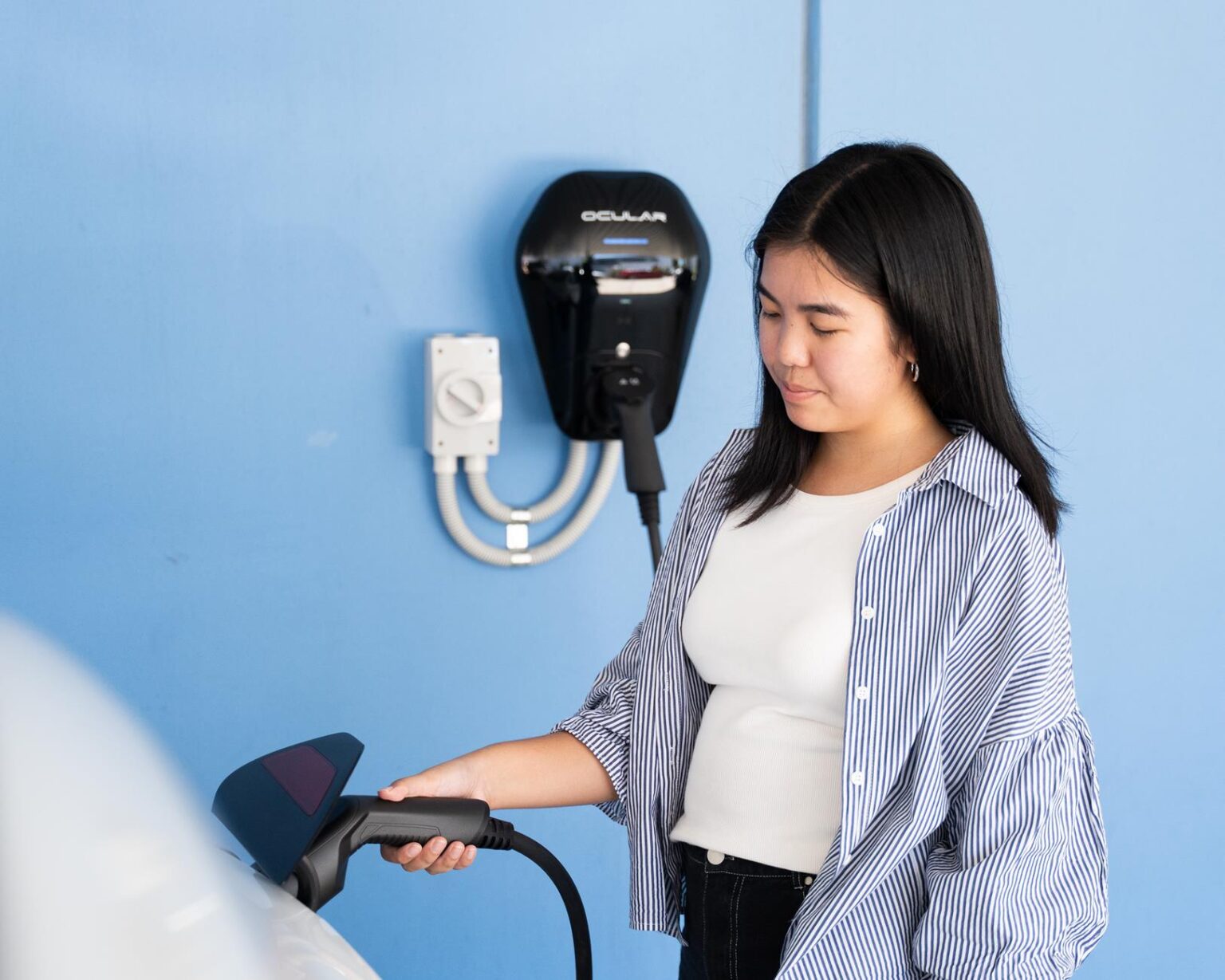 Solar Electric Car Charger | Ocular Charging